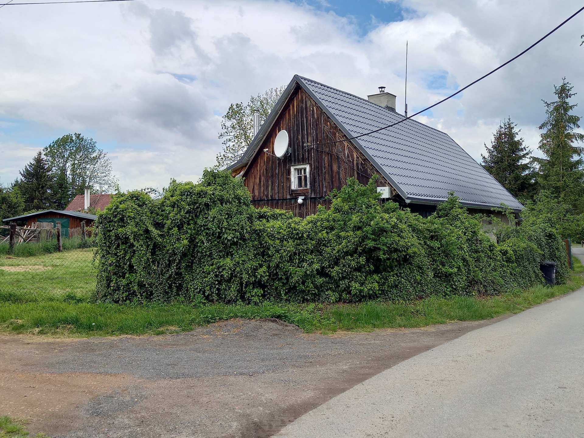 Chata Leon, ubytování ve Frýdlantu až pro 10 lidí